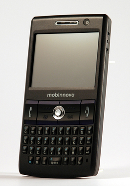 3.5G Windows Mobile PDA Phone with full QWERTY keypad