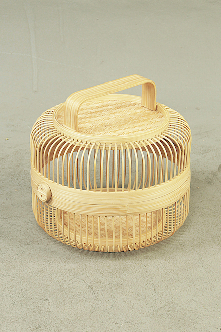 a laminated bamboo handy gift container